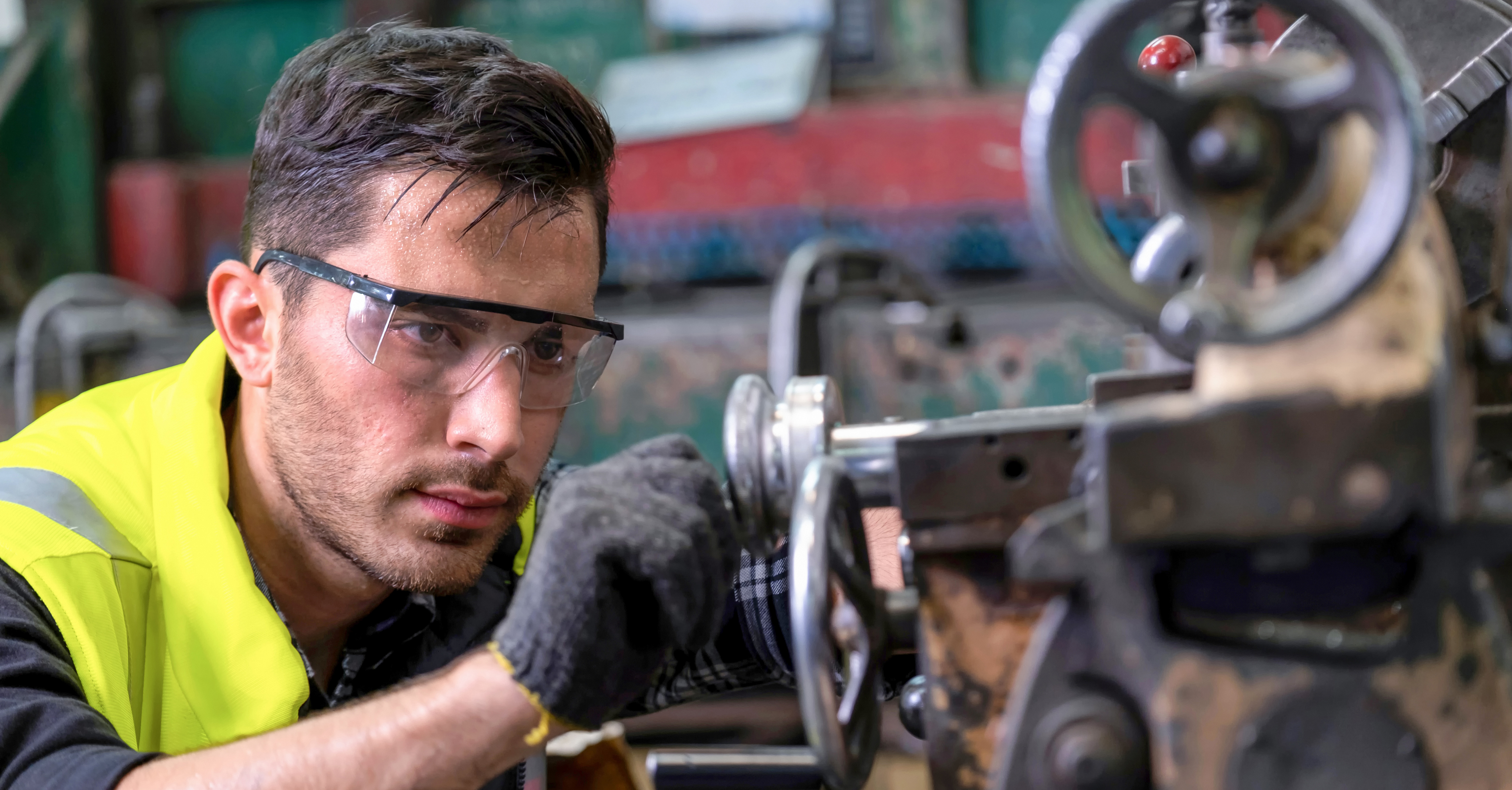 Study Mechanical Engineering | Courses | Unitec